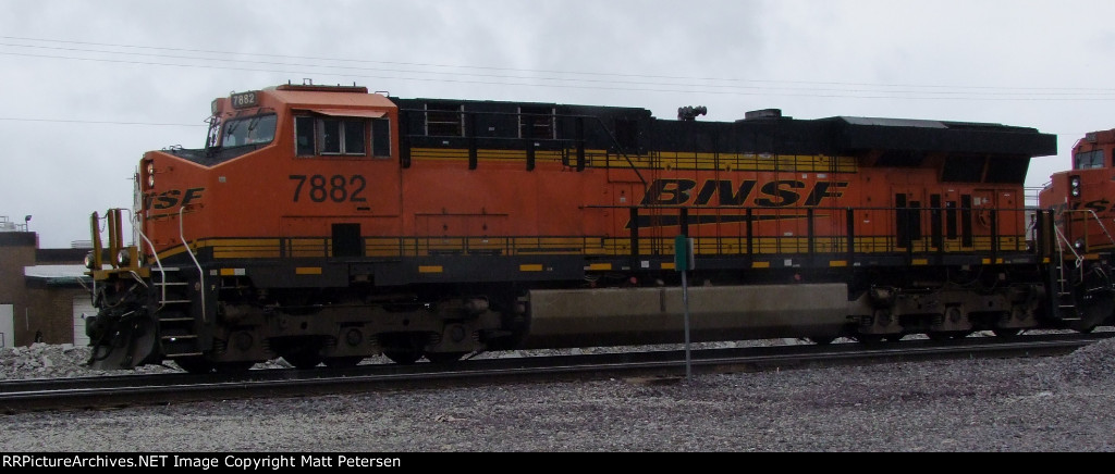 BNSF 7882